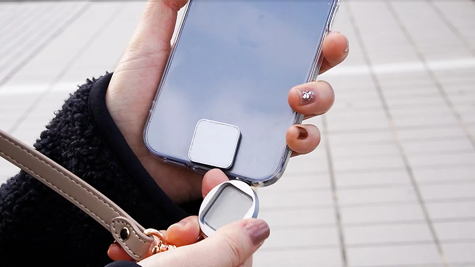 【かたて1秒】スマホショルダーストラップを、マグネット構造に｜「MAGHOL」（マグホル）｜Creema SPRINGS