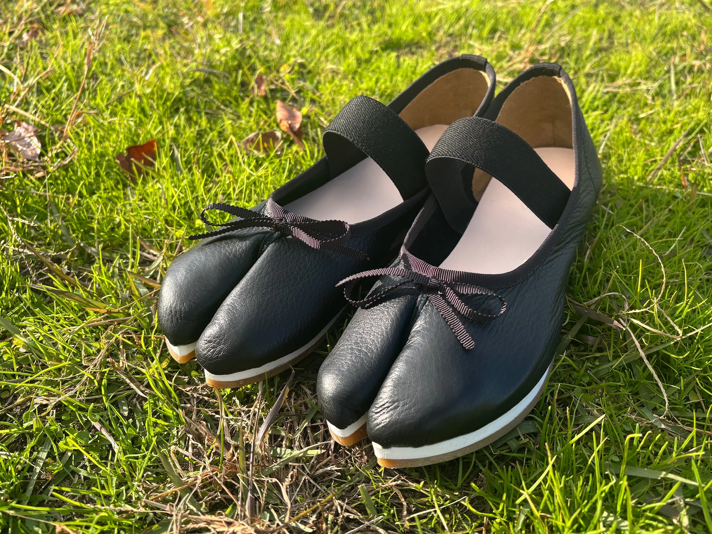 外反母趾さんも喜ぶ！足指が喜ぶ解放感。職人こだわりの「TABIバレエシューズ」｜Creema SPRINGS