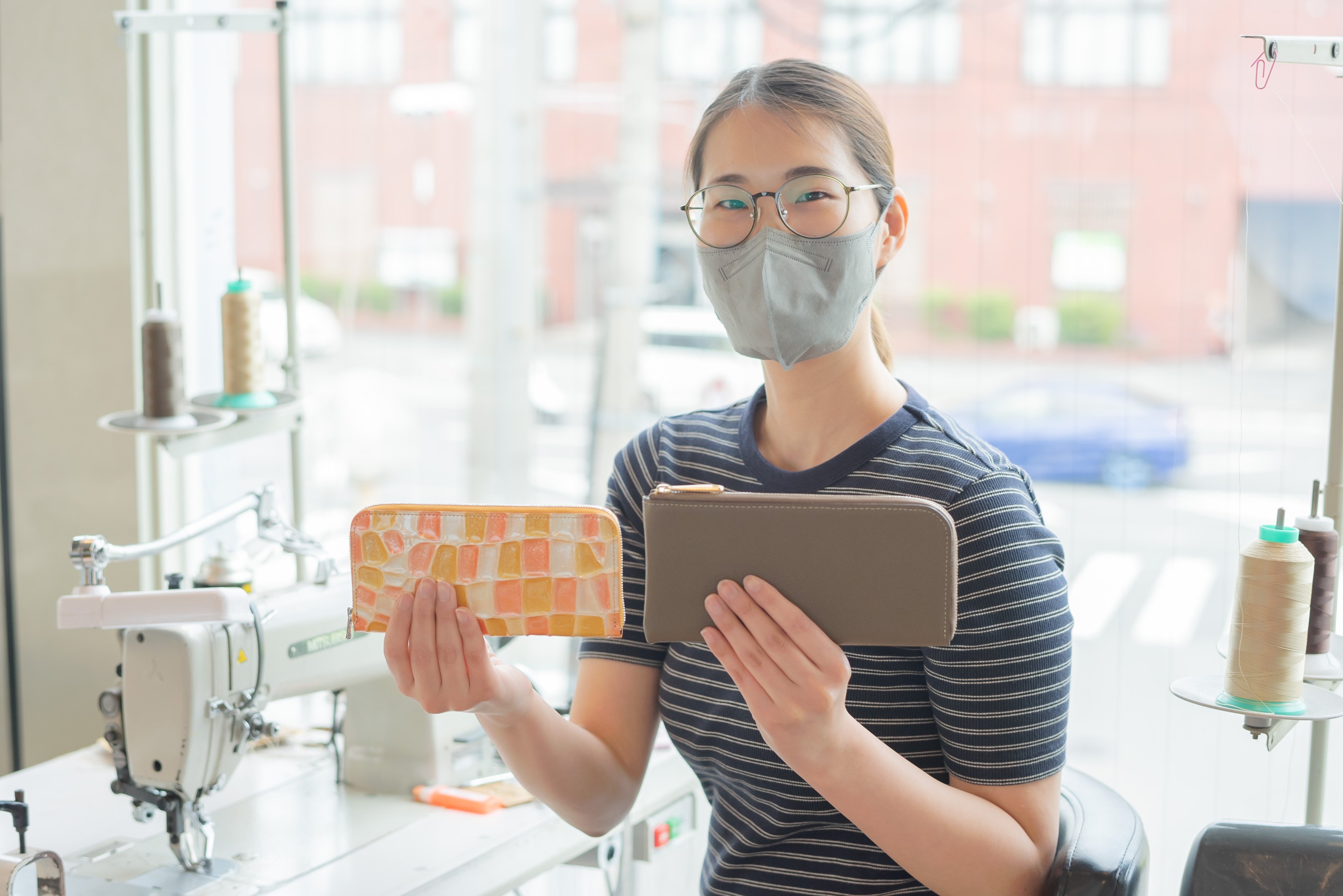 乙女心をくすぐる!財布職人が最小の限界に挑んだラウンドジップ 乙女心をくすぐる!財布職人が最小の限界に挑んだラウンドジップ